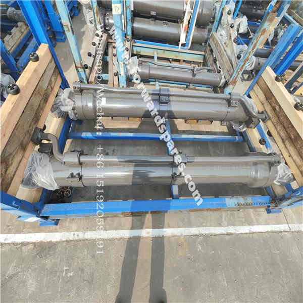 RN40-59A140000A0/2C Boom Cylinder - Forward spares